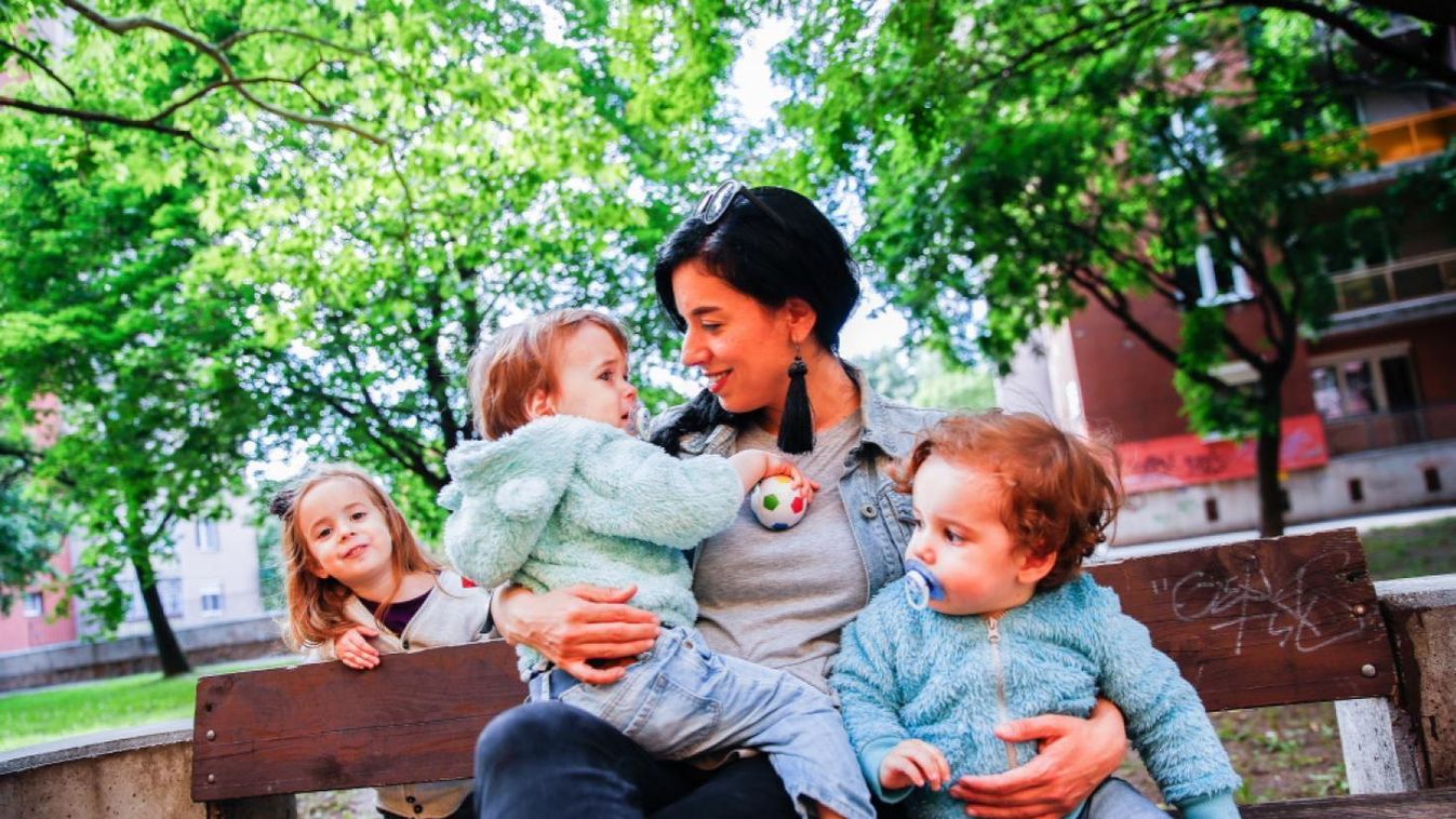 Anyalét: Életem anyaként – Huszár Zsófia