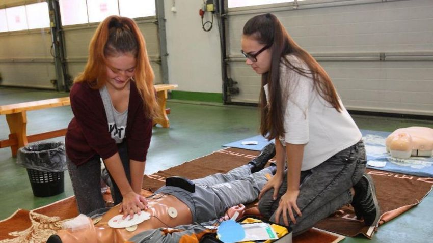 DUOL - Sokan megmentették hétfőn az ambu-babát!