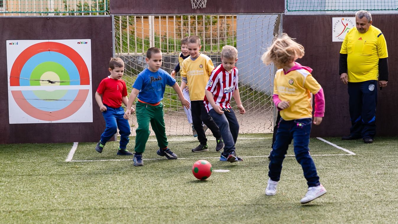 DUOL - Az Ovi Foci Kupa idei első fordulóját rendezték hétfőn a Római ...