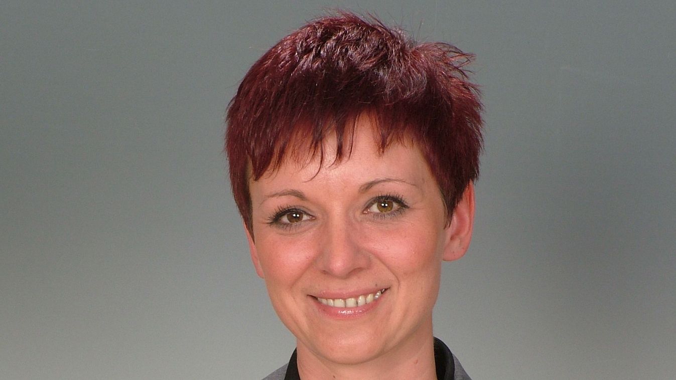 DUOL - Vallja: „egy nap huszonnégy órából áll, plusz az éjszaka”