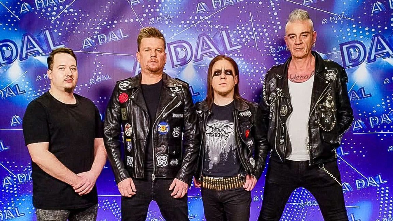 Döntőbe jutott a Junkies