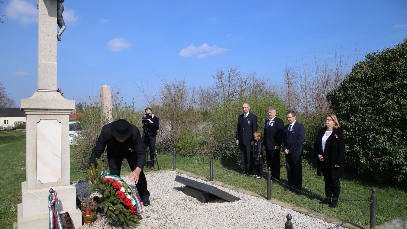 Baracs: Nemcsak kívül, de legbelül a lélek is ünneplőbe öltözik