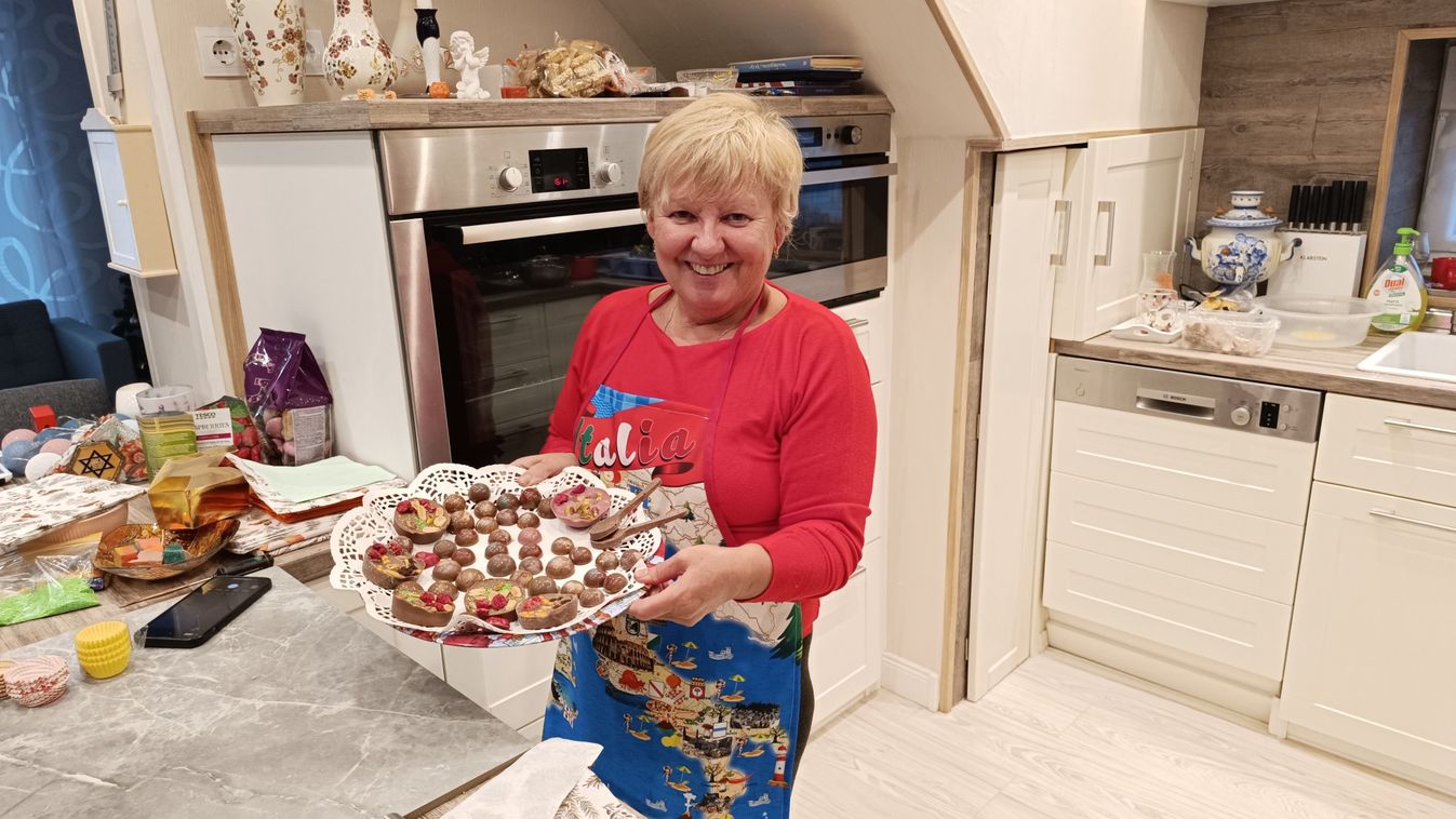 Dr. Kecskés Borbála bonbonokat készít.