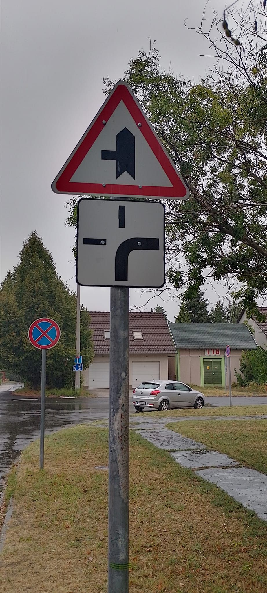 Védett útvonal: egyenes, vagy kanyarodik?