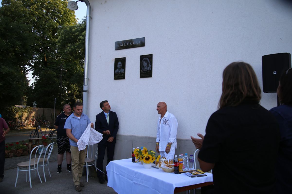 Kun Péterre emlékeztek Pusztaszabolcson – így kezdődött a város 150 ...