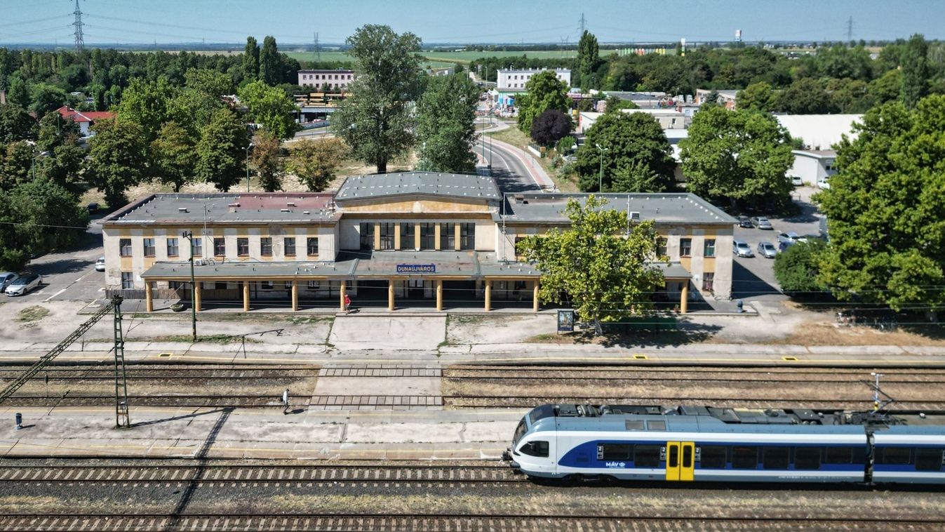 Új vasúti menetrend: Gyorsabban érünk fel Budapestre